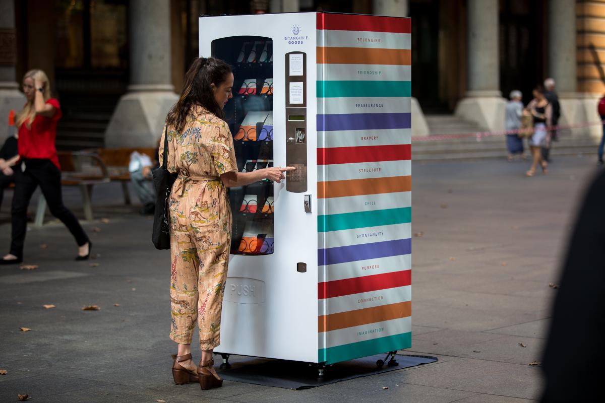 Art installation promotes mental health - Sustainable Avenue